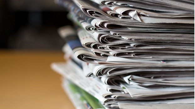 A local newspaper view of the world in an international context ...